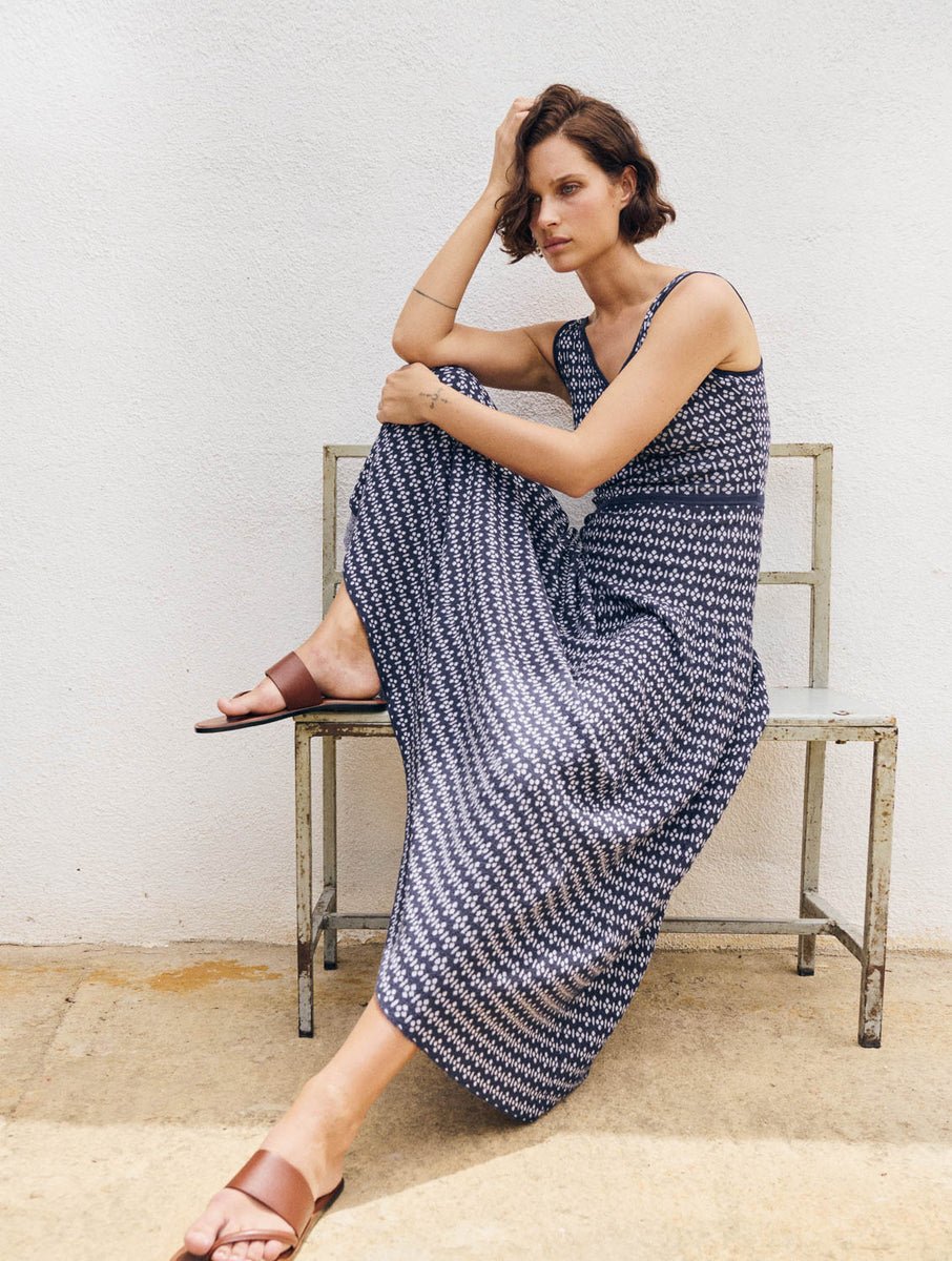 Sleeveless Jacquard Knit Dress – Cameron Marks