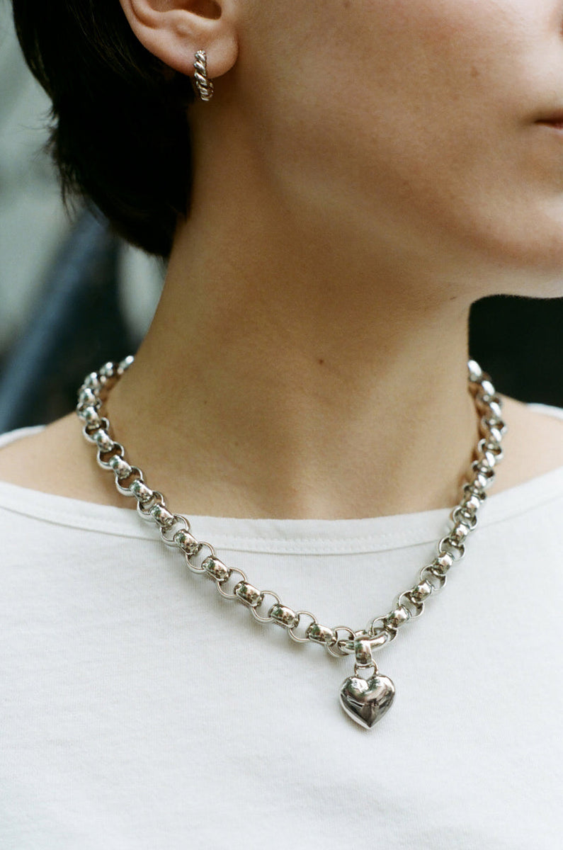 Amorina Necklace in Silver – Cameron Marks